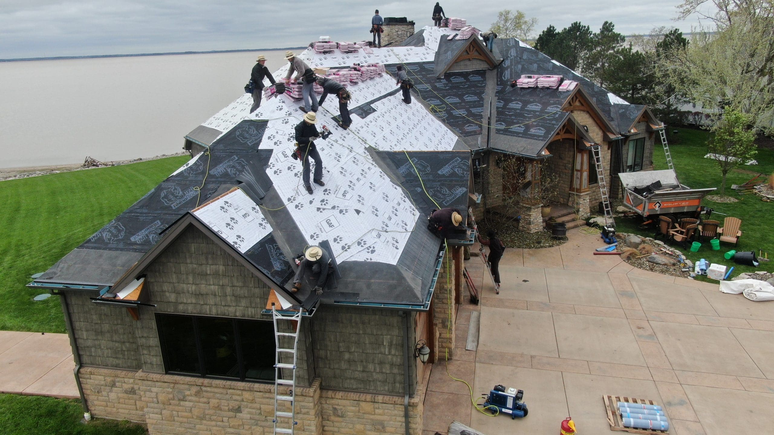 Asphalt Roofing - Premier Roofing and Exterior Experts of Northeast ...